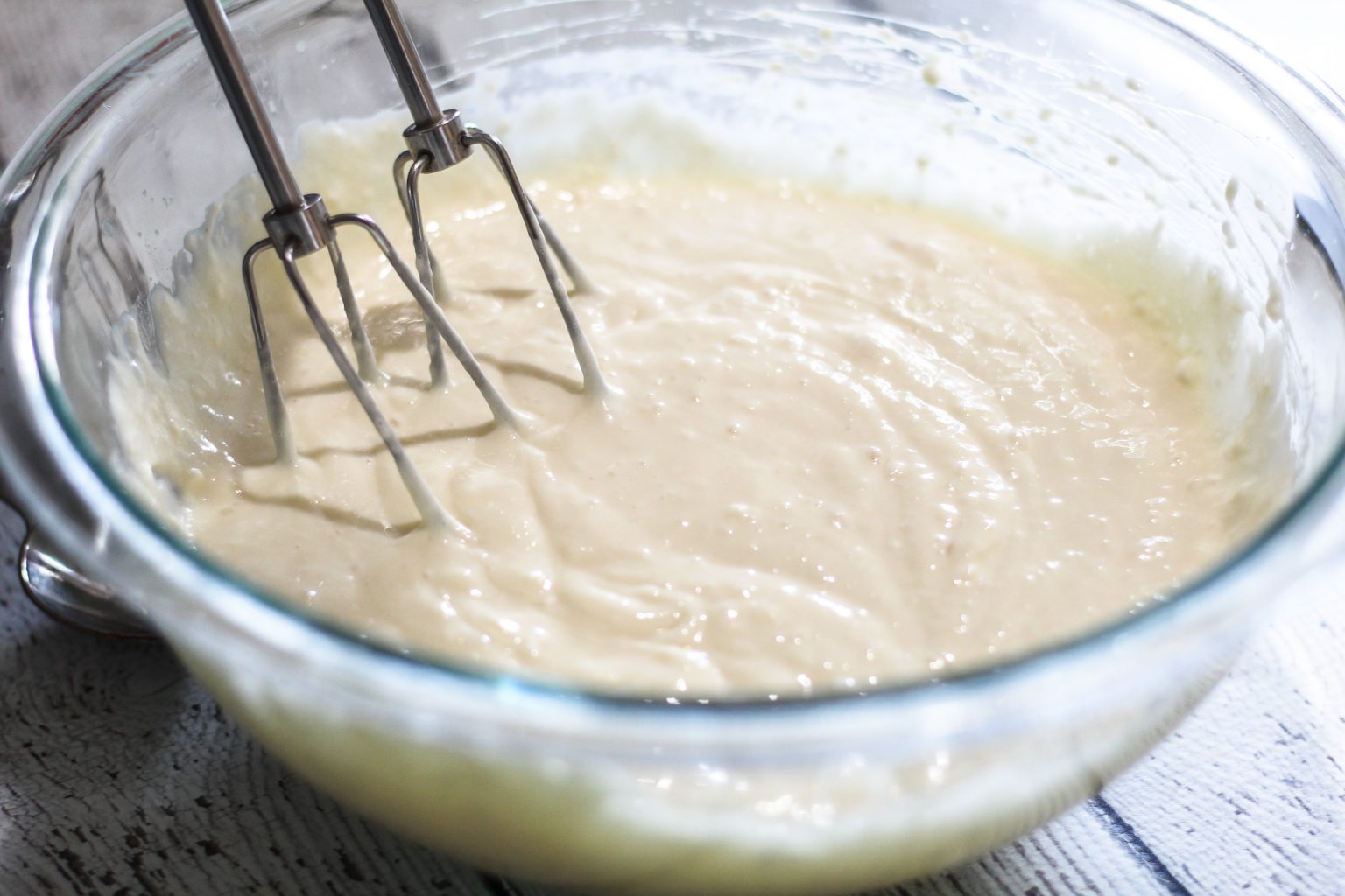 Old Fashioned Cherry Cheesecake