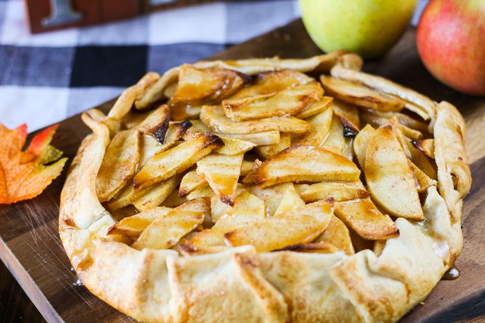 Easy Rustic Apple Pie - Jen Around the World