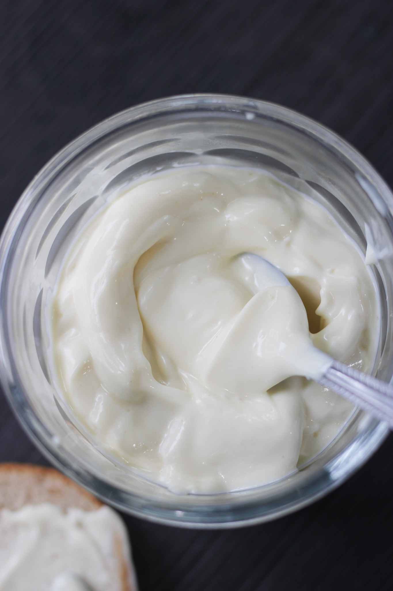 How to Make Homemade Mayo (Easy 1-Minute Recipe)