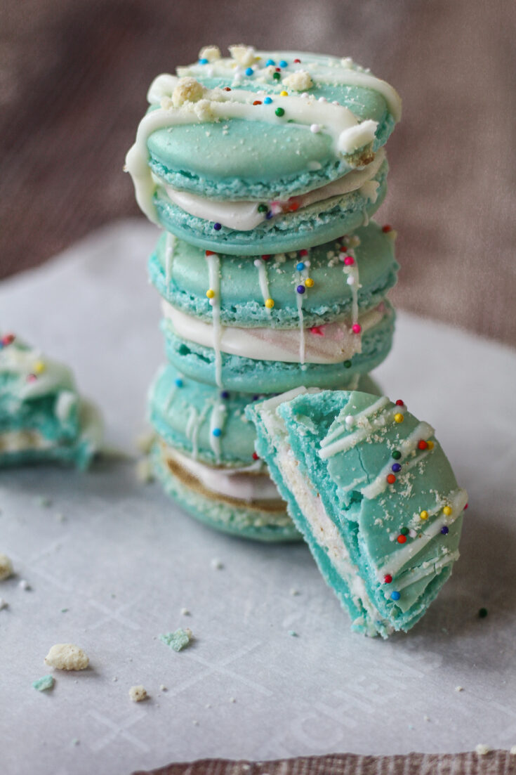 Dunkaroo Macarons - Jen Around the World