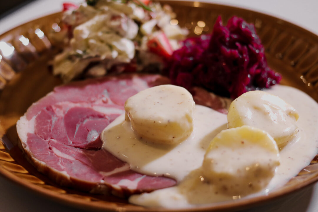 What are the best food items in Iceland? - Jen Around the World