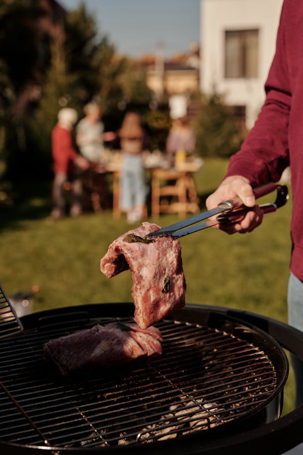 The Ultimate Guide to Hosting an Eco-Friendly Backyard BBQ - Jen Around ...